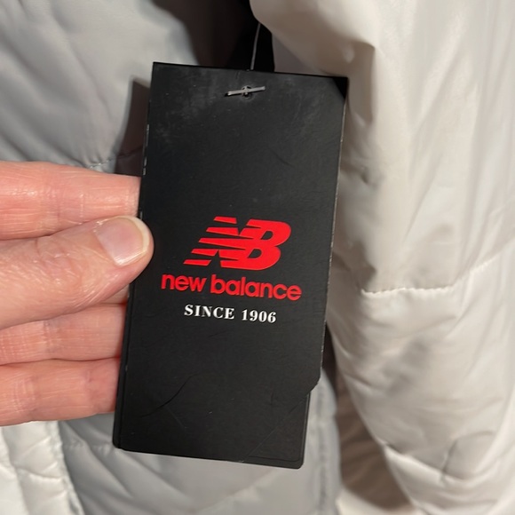 New Balance | Jackets & Coats | New Balance White Puffer Coat Tech ...